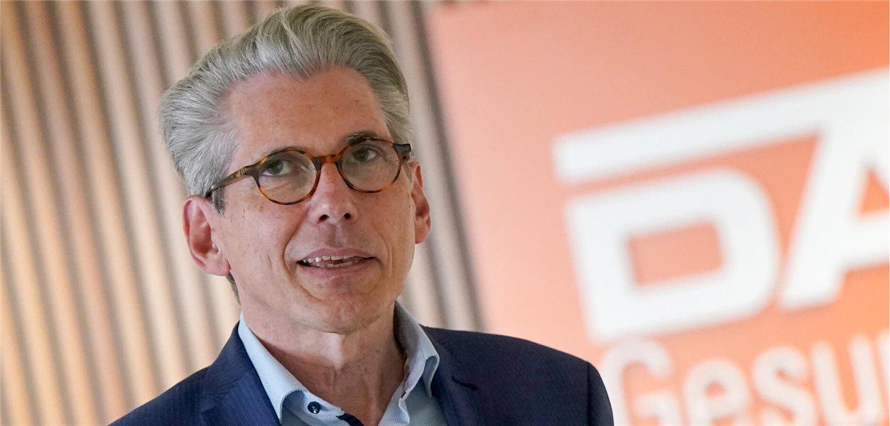 DAK-Chef Storm verlangt Krisengipfel im Kanzleramt