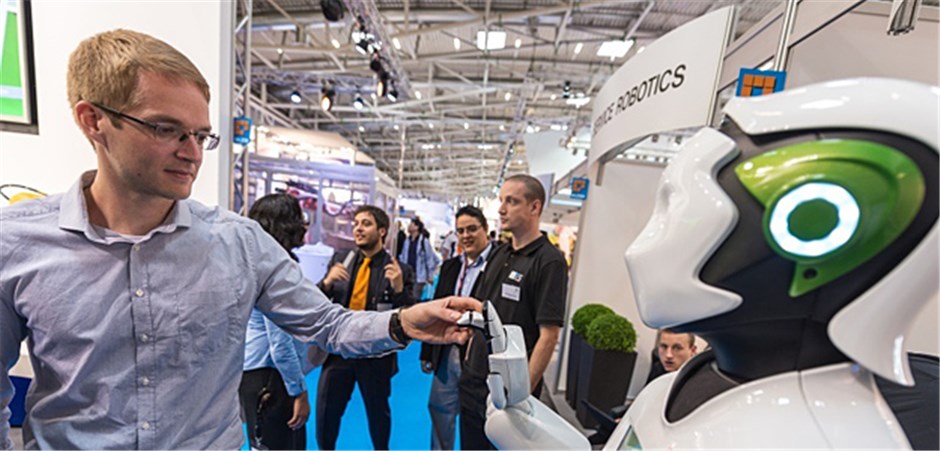 Mensch-Roboter-Interaktion: Messe zeigt innovative Lösungen