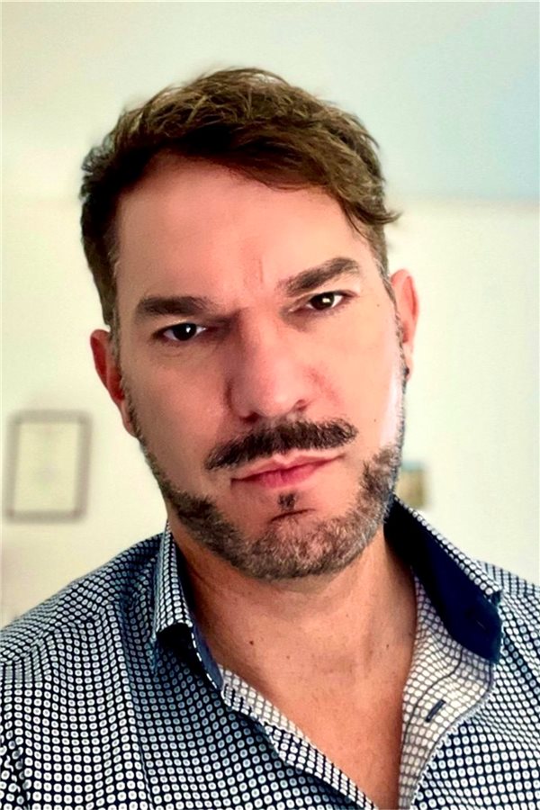 Hausarzt richtet Corona-Impfzentrum ein – auf eigene Kosten