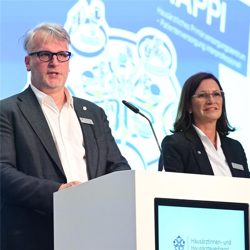 Hausärzte-Vorstände Beier und Buhlinger-Göpfarth: „Endlich! HZV ist ...