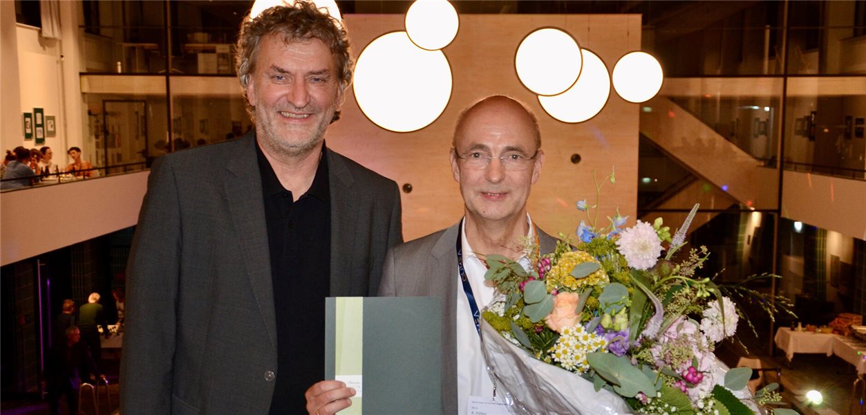 Ehrenpreis für Geriater Dr. Rupert Püllen