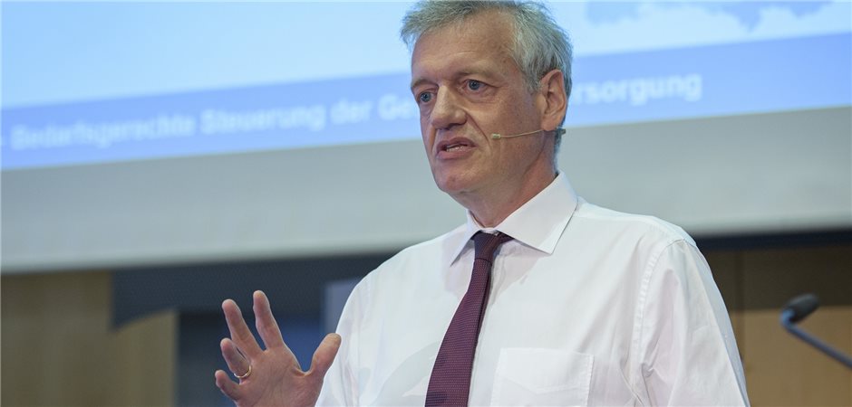 Gesundheitsweiser Gerlach: „Wir sind im Blindflug!“