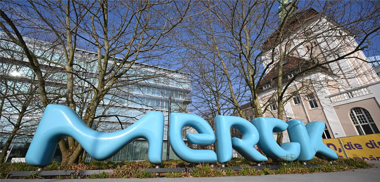 Merck rüstet Pharmageschäft mit Zukauf des Krebsspezialisten ...