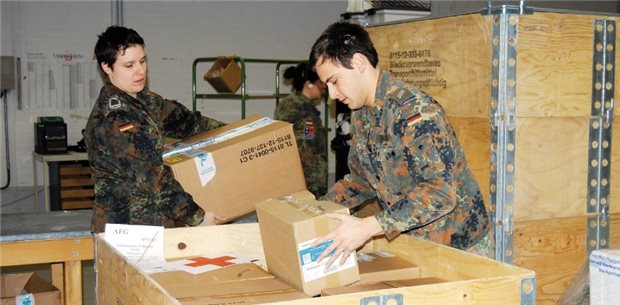 Apotheker im Einsatz für Soldaten